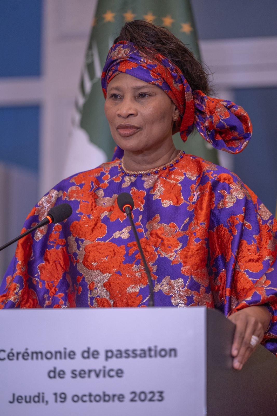 Aïssata Tall Sall affirme que « personne ne peut nous enseigner le ...