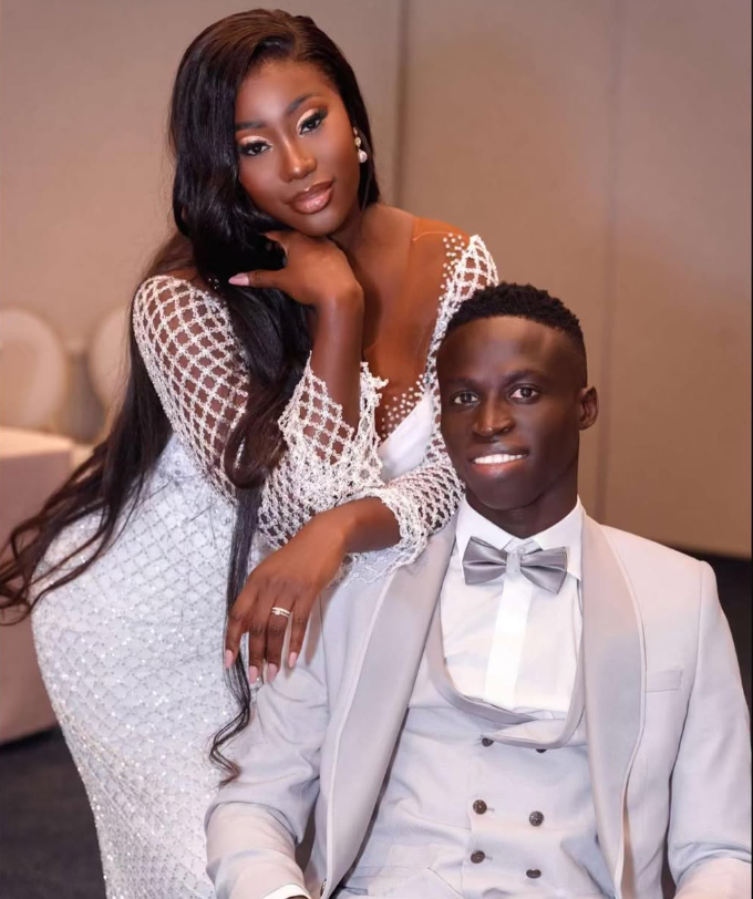 Classeement : Voici le top 10 des des plus belles femmes des joueurs ...